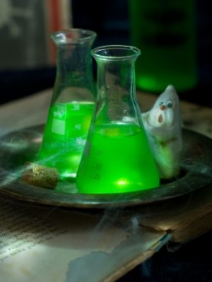 10 Creepy Ways to Serve Halloween Drinks - Blessed Beyond Crazy