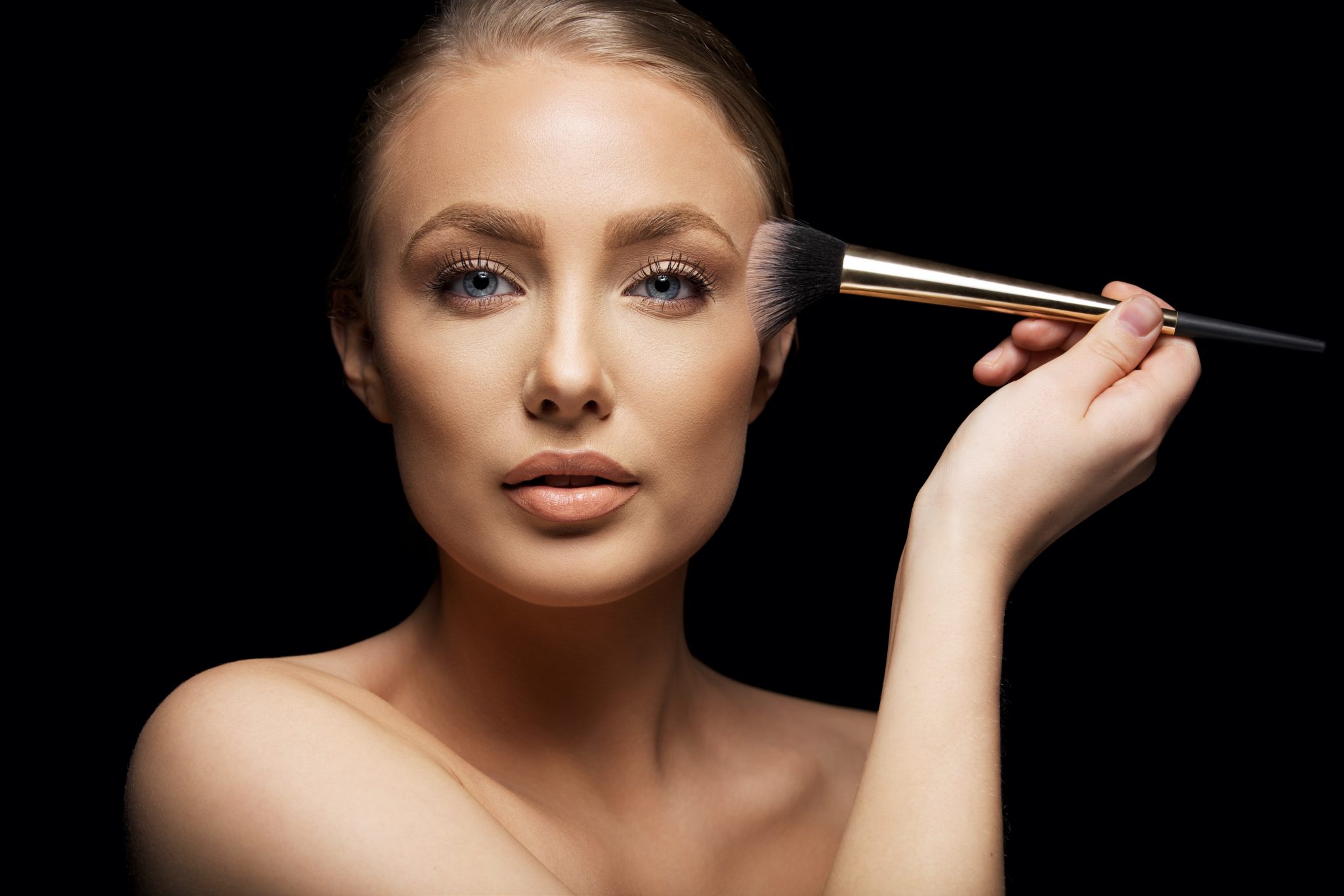 Strategic Fashion Tips to Help You Look 10 Pounds Lighter - Blessed ...