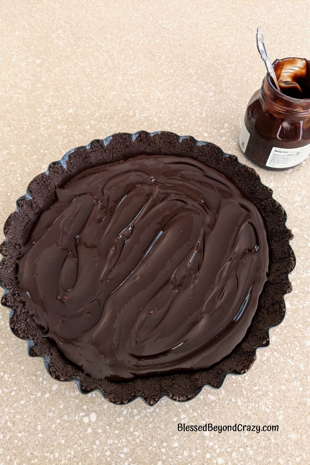Make an Easy and Refreshing No-Bake Frozen Chocolate Mint Tart ...