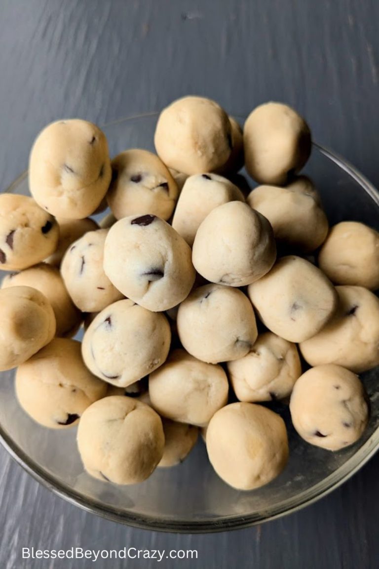 How to Make Homemade Mini Cookie Dough Balls - Perfect for Ice Cream ...